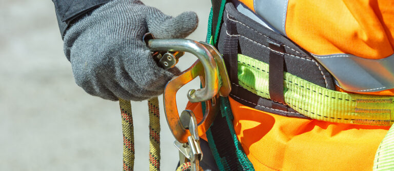 A Beginner’s Guide To Tools: Getting To Know The Safety Harness