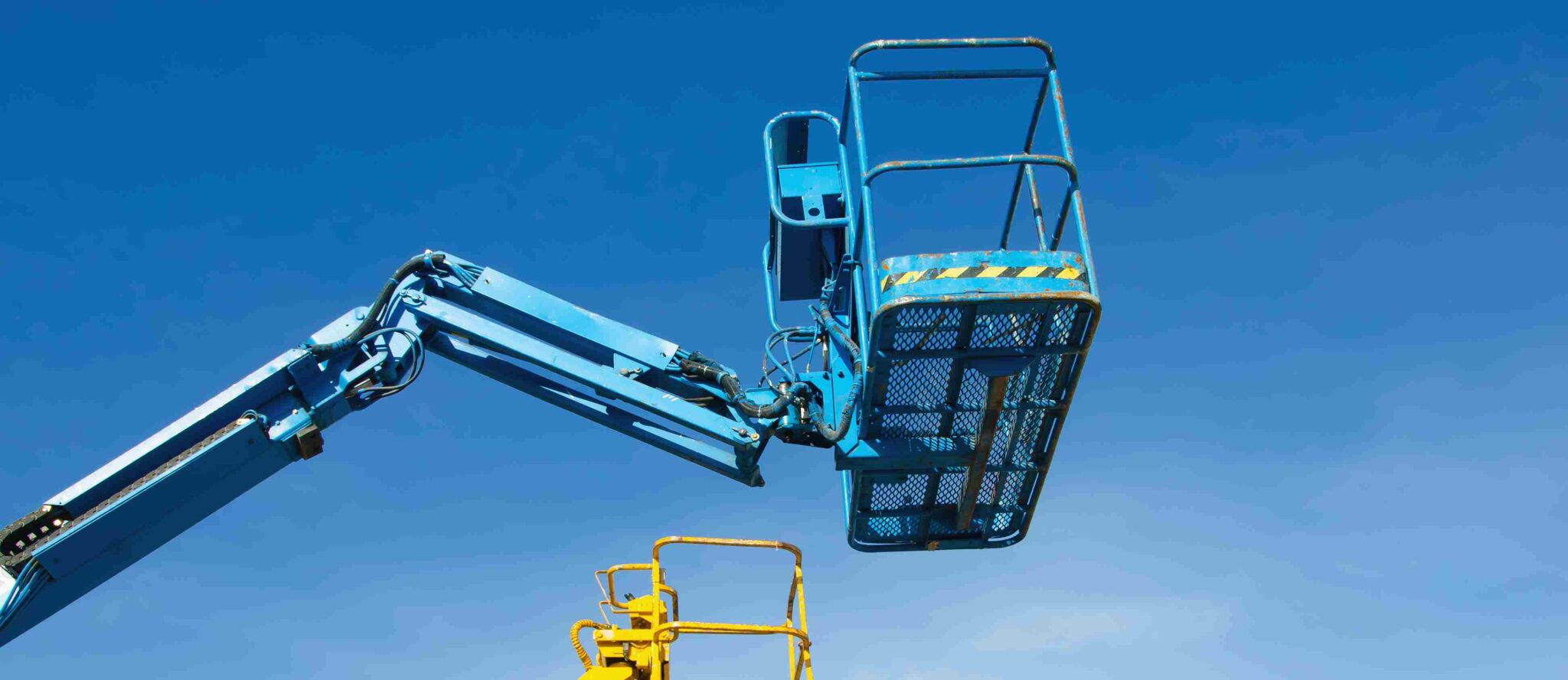 Getting on top of elevating work platforms - Gemcell